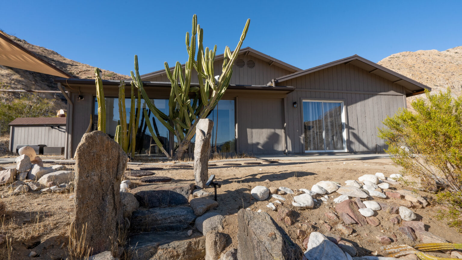 Hidden Passage Guest Ranch - Morongo Valley, California